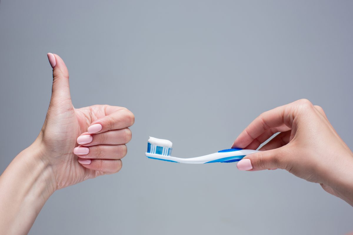 6 Types of Tooth Brushing Techniques - Best Dentist in Toronto